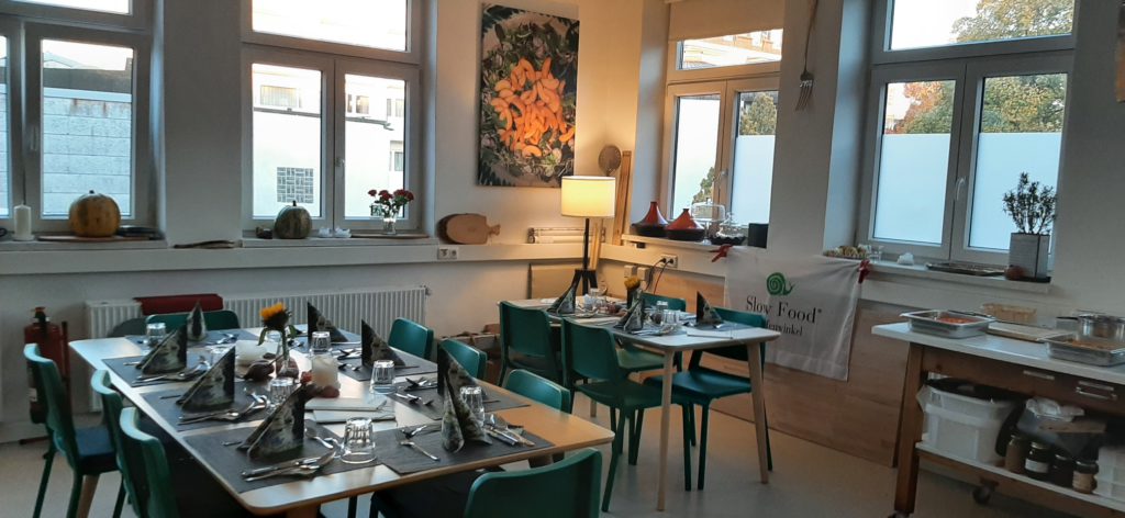 Feiern, Kochen, Tagen, Treffen im GUBE20 Kulturessraum München ...